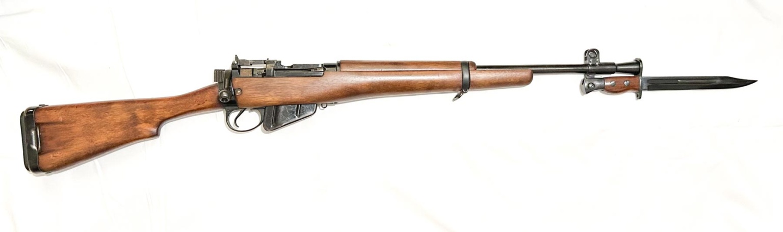 Welcome to the jungle: the Lee-Enfield No 5 Mk I Jungle Carbine ...